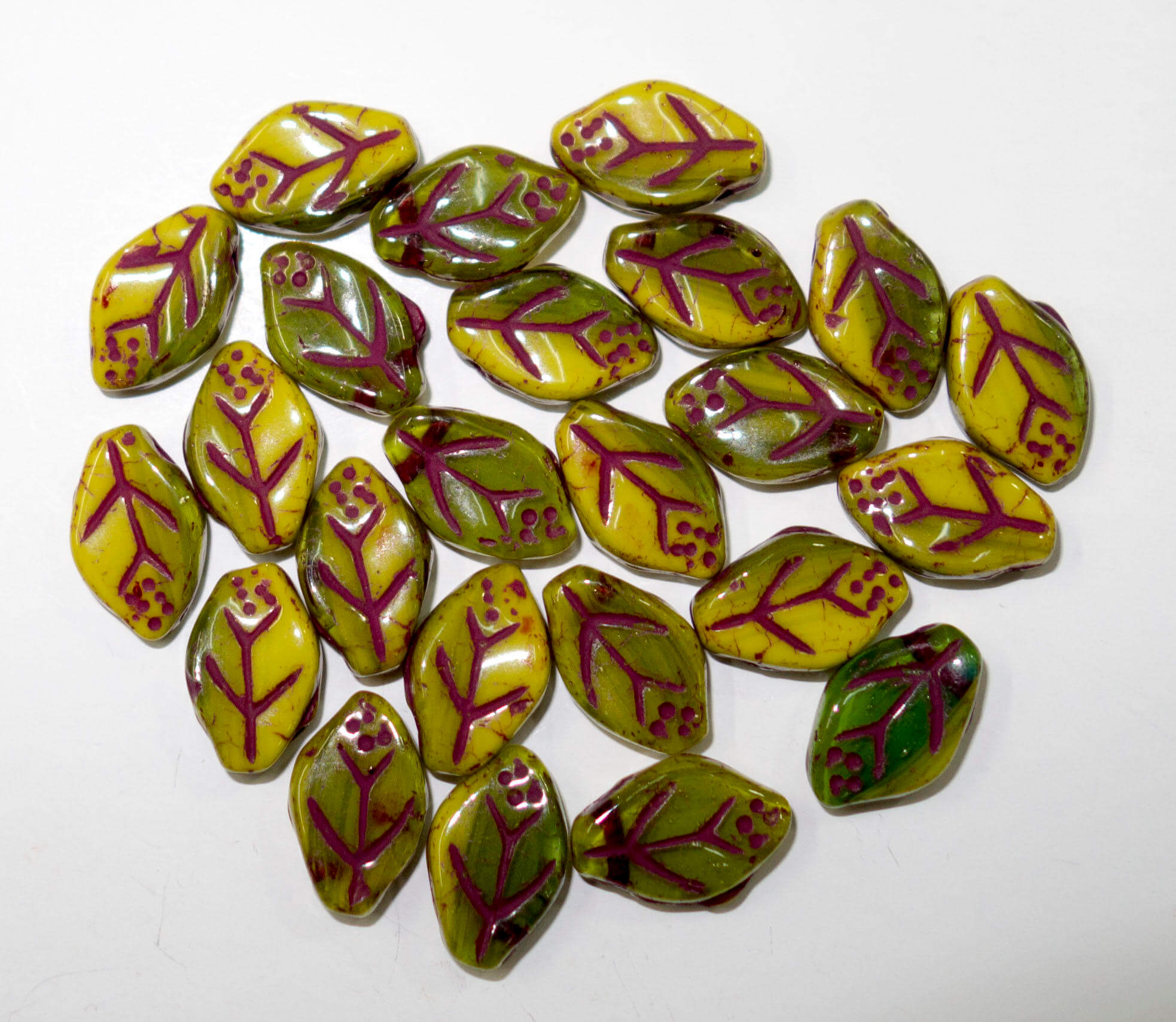 Leaf Petal GLASS BEADS :: 25 Czech Pressed Glass Leaves Beads
